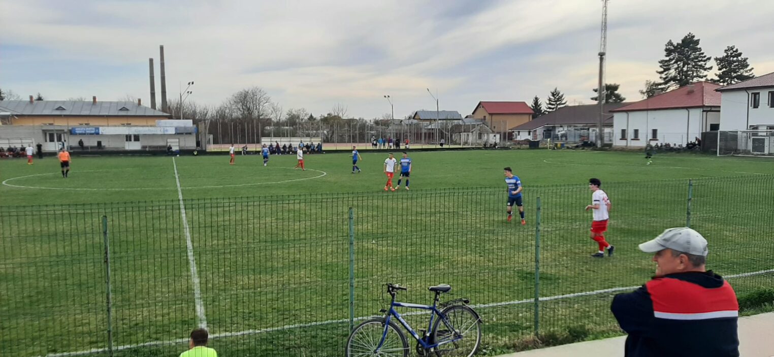 Sportul Chiscani a pierdut cu 1-2, cu un gol primit în minutul 80 ...