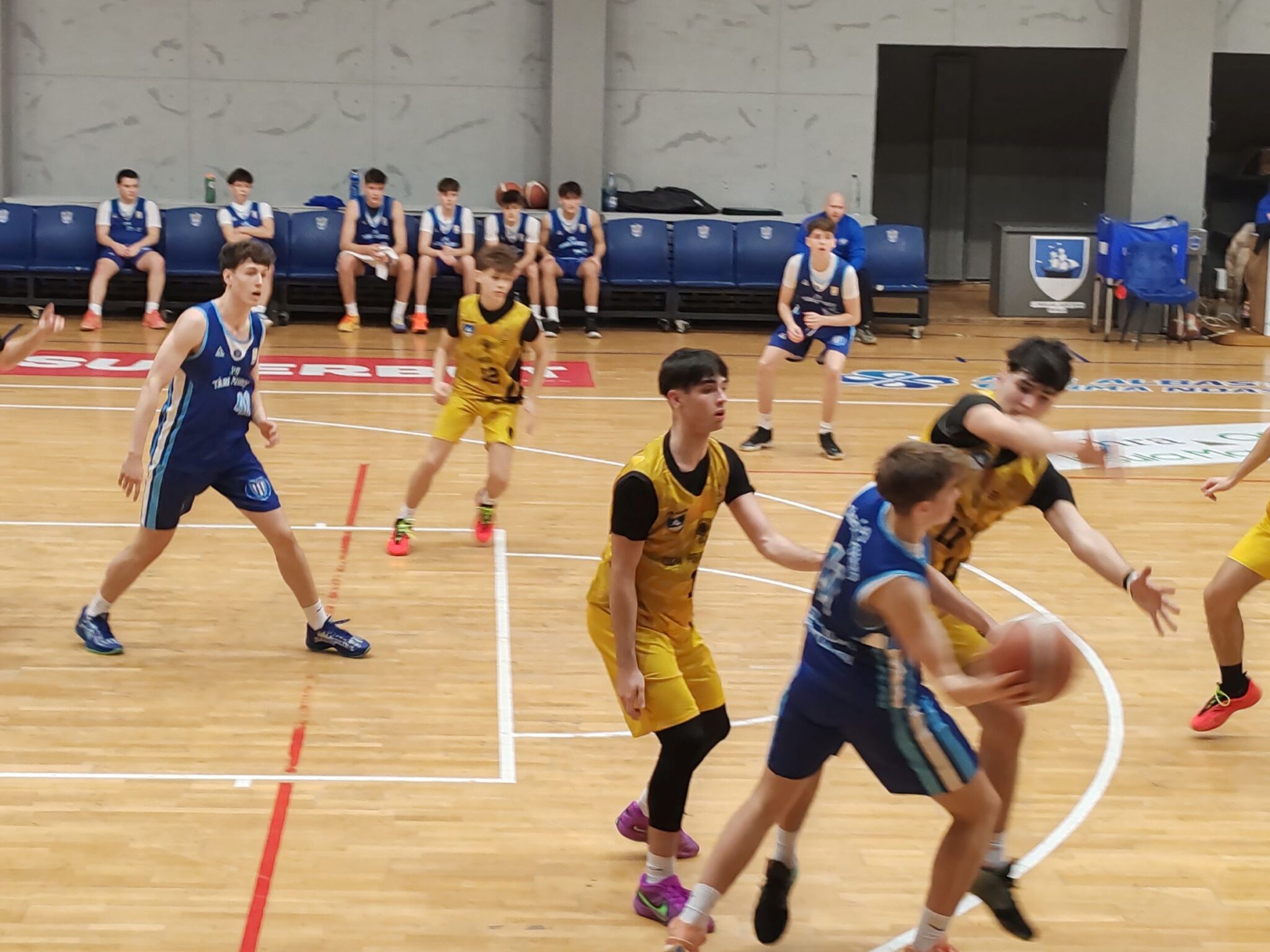 Juniorii U18 de la Cuza Pirates învinși de LPS Tg. Mureș, echipă cu ...
